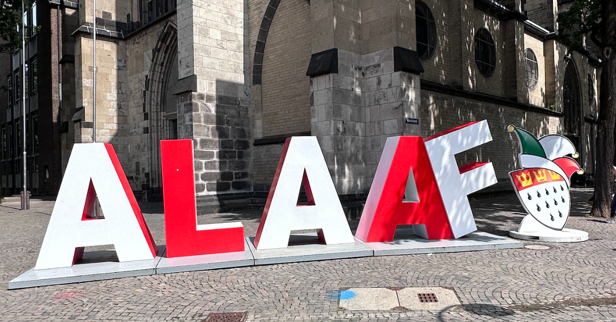 Alaaf-Schriftzug steht jetzt auf der Schäl Sick!